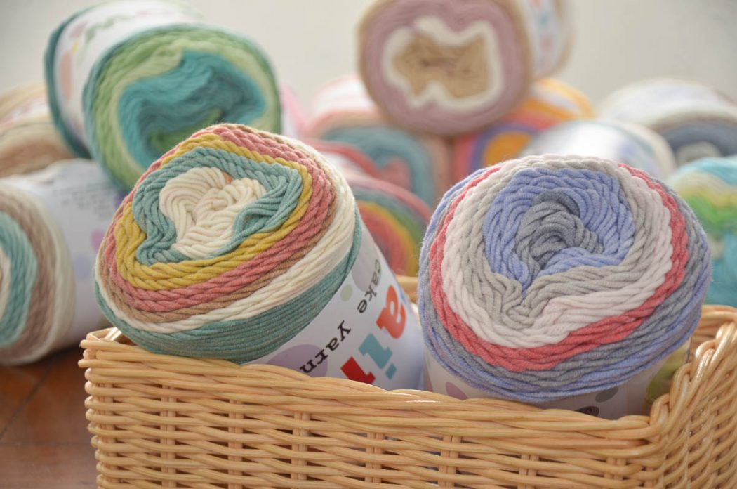 Benang Rajut Rainbow Cake Yarn - Maya Crafts